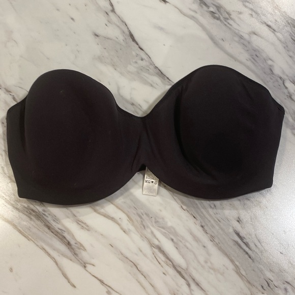 Wonderbra | Intimates & Sleepwear | Wonderbra Black Strapless Bra Size ...